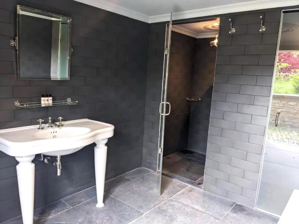 HOTEL RUDLOE HALL | ⋆⋆⋆ | CORSHAM, UNITED KINGDOM | SEASON DEALS FROM £153