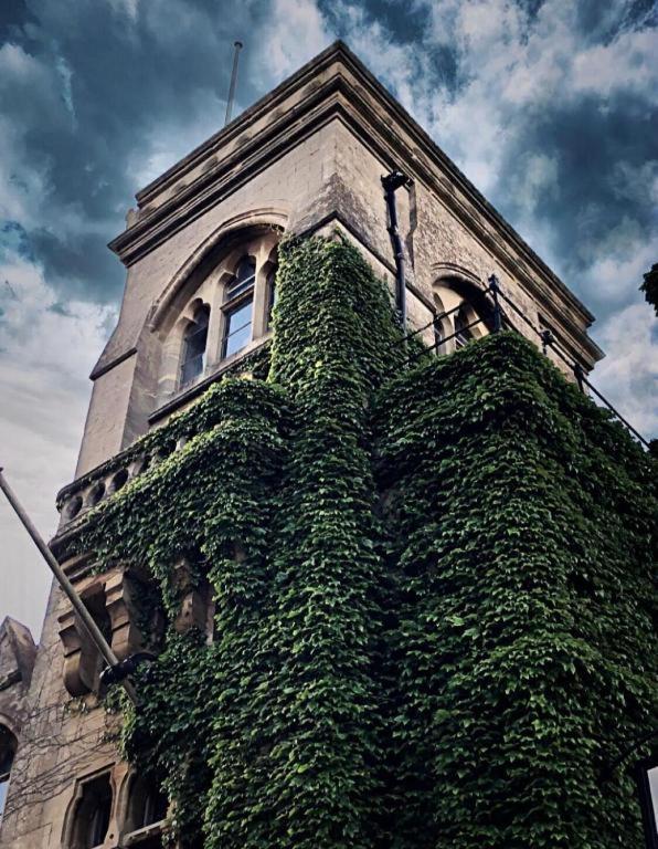 HOTEL RUDLOE HALL | ⋆⋆⋆ | CORSHAM, UNITED KINGDOM | SEASON DEALS FROM £153